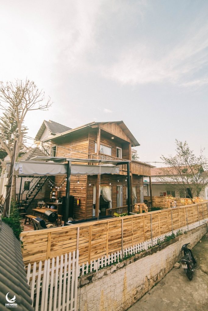 Homestay Đà Lạt BI98 – Ngôi Nhà Gỗ Ấm Áp và Thân Thuộc tại đà lạt - chubi